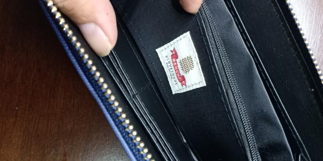 Bench Wallet, Women's Fashion, Bags & Wallets, Wallets & Card holders ...