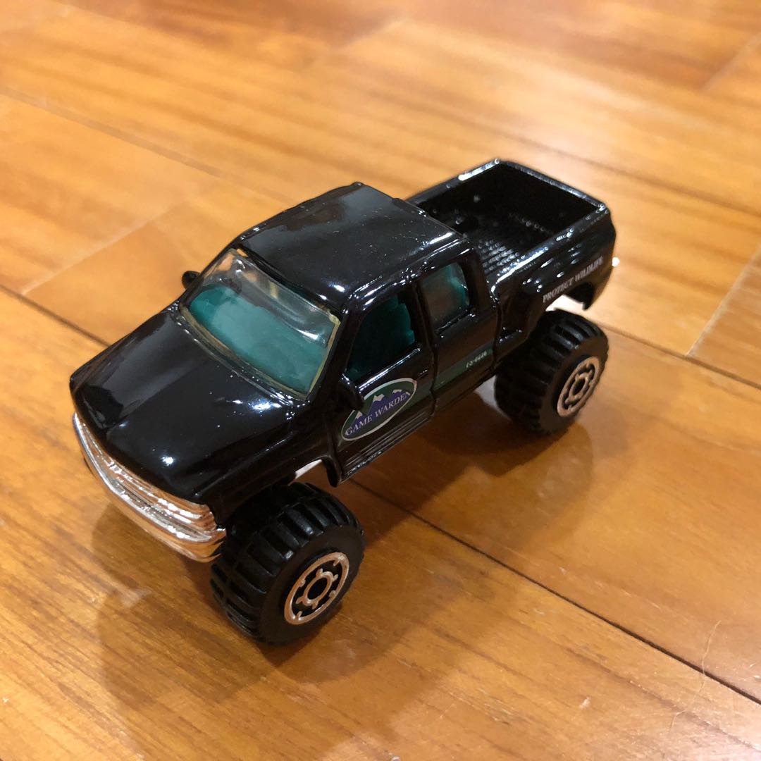 Matchbox Chevy Silverado, Toys & Games, Others on Carousell
