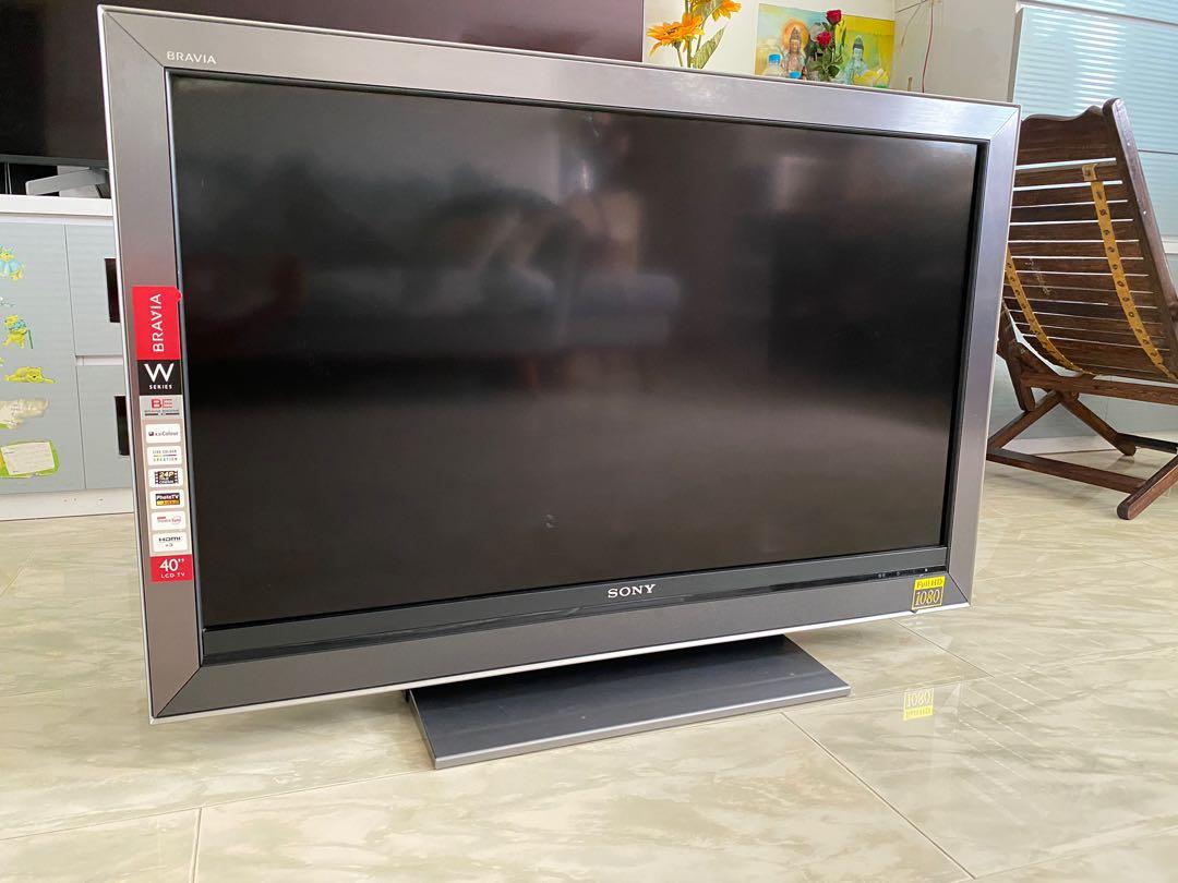 Sony Bravia 40” LCD TV, TV & Home Appliances, TV & Entertainment, TV on Carousell