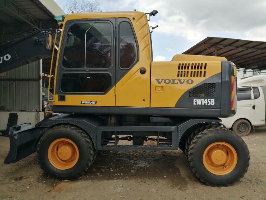 Volvo Prime EW145B Wheel backhoe, Commercial & Industrial, Construction ...
