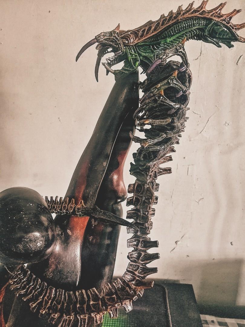 Alien Snake, Hobbies & Toys, Memorabilia & Collectibles, K-Wave on ...