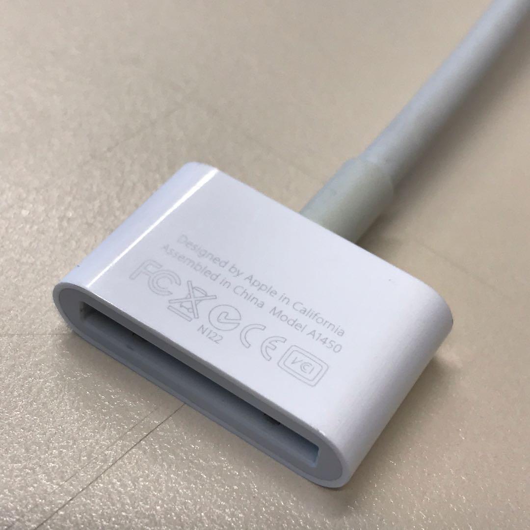 Apple Lightning to 30-pin Adapter (0.2m) A1450, 汽車配件, 電子配件 - Carousell