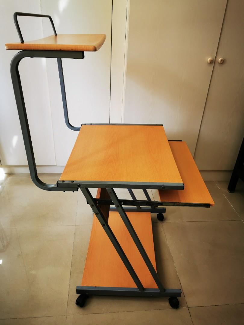Beautiful Computer Table, Furniture, Tables & Chairs on Carousell