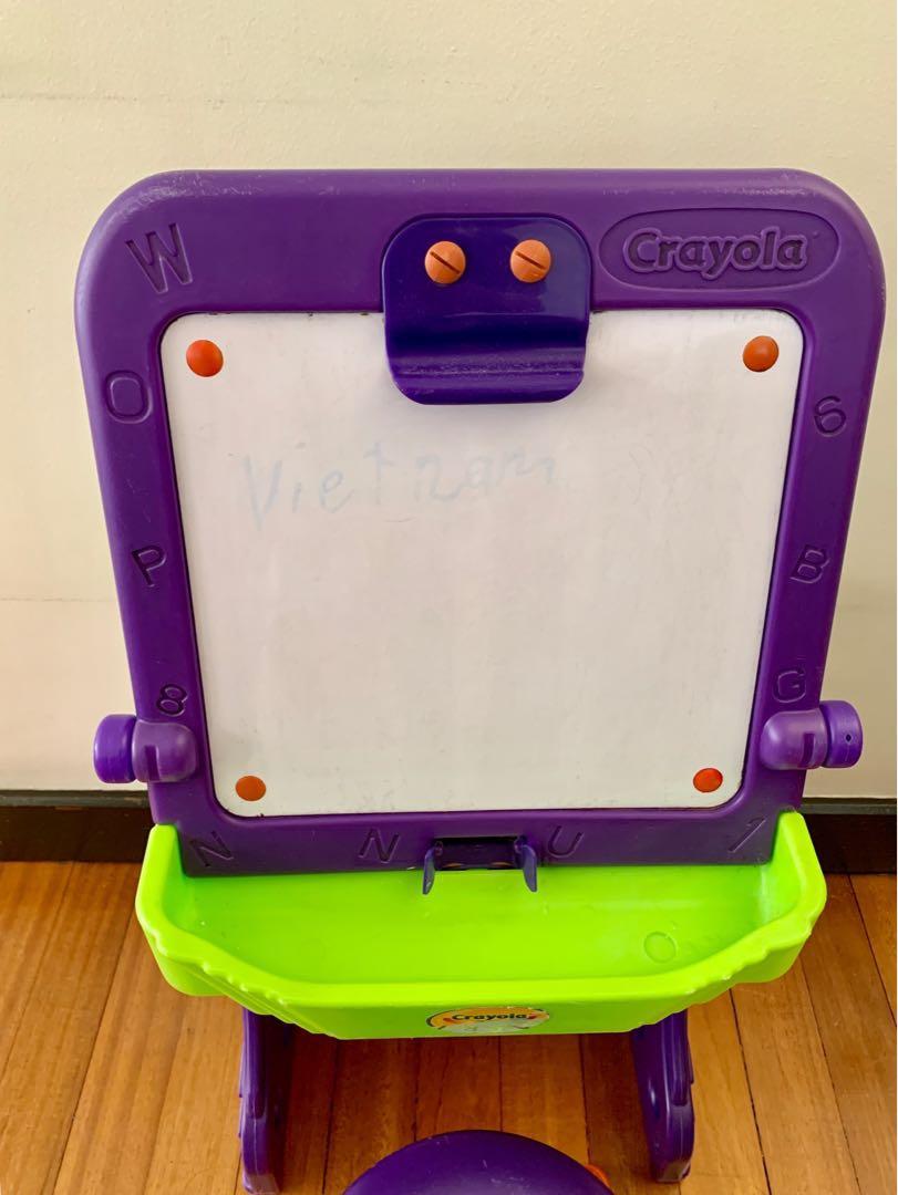 Crayola Easel board with stool, Hobbies & Toys, Toys & Games on Carousell
