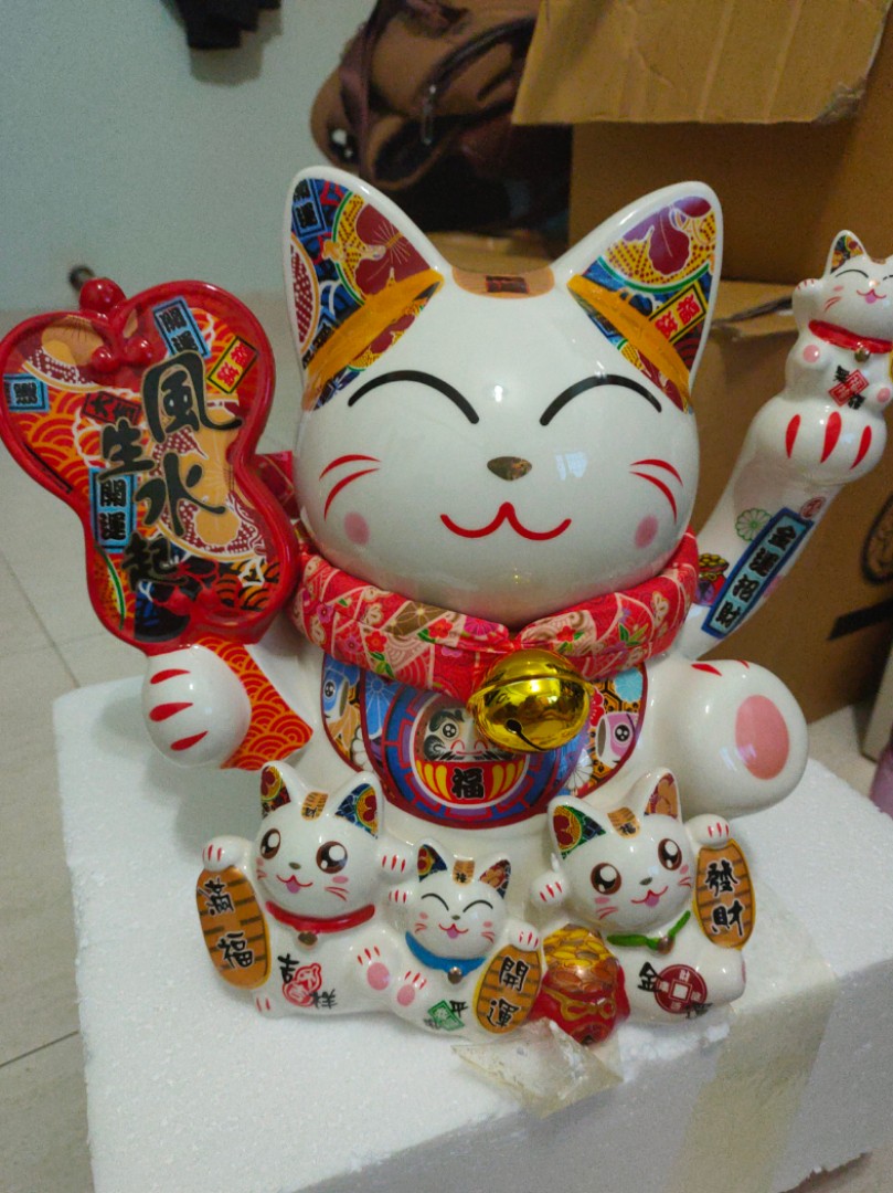Fortune Cats, Hobbies & Toys, Stationery & Craft, Occasions & Party ...
