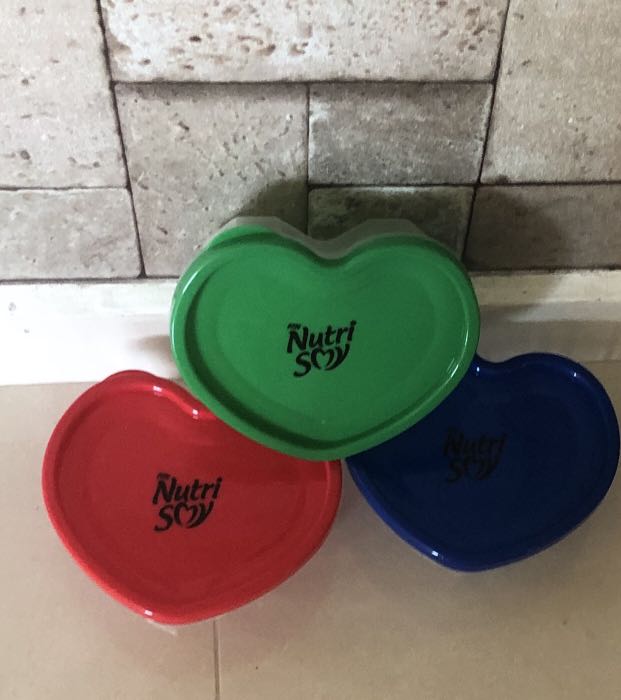 Heart-shaped plastic containers, Furniture & Home Living, Kitchenware ...