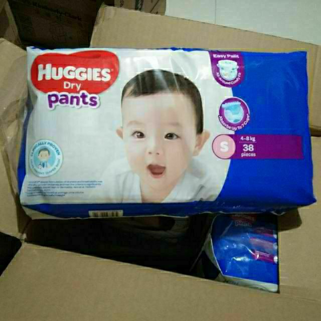Huggies Small 38pcs. ORIGINAL PACKAGING, Babies & Kids, Bathing ...