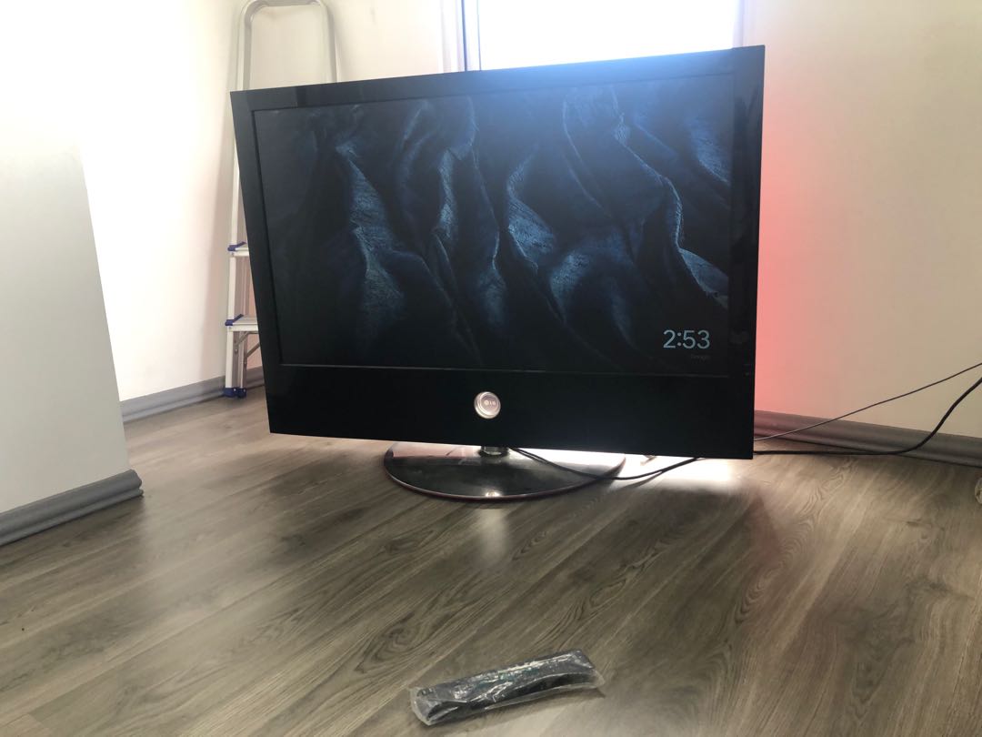 LG 47 inch LCD TV, TV & Home Appliances, TV & Entertainment, TV on ...