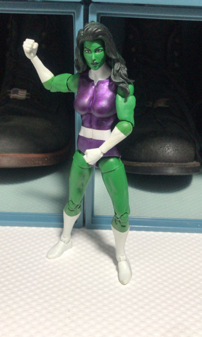 Marvel legends she hulk sdcc exclusive, Hobbies & Toys, Toys & Games on ...