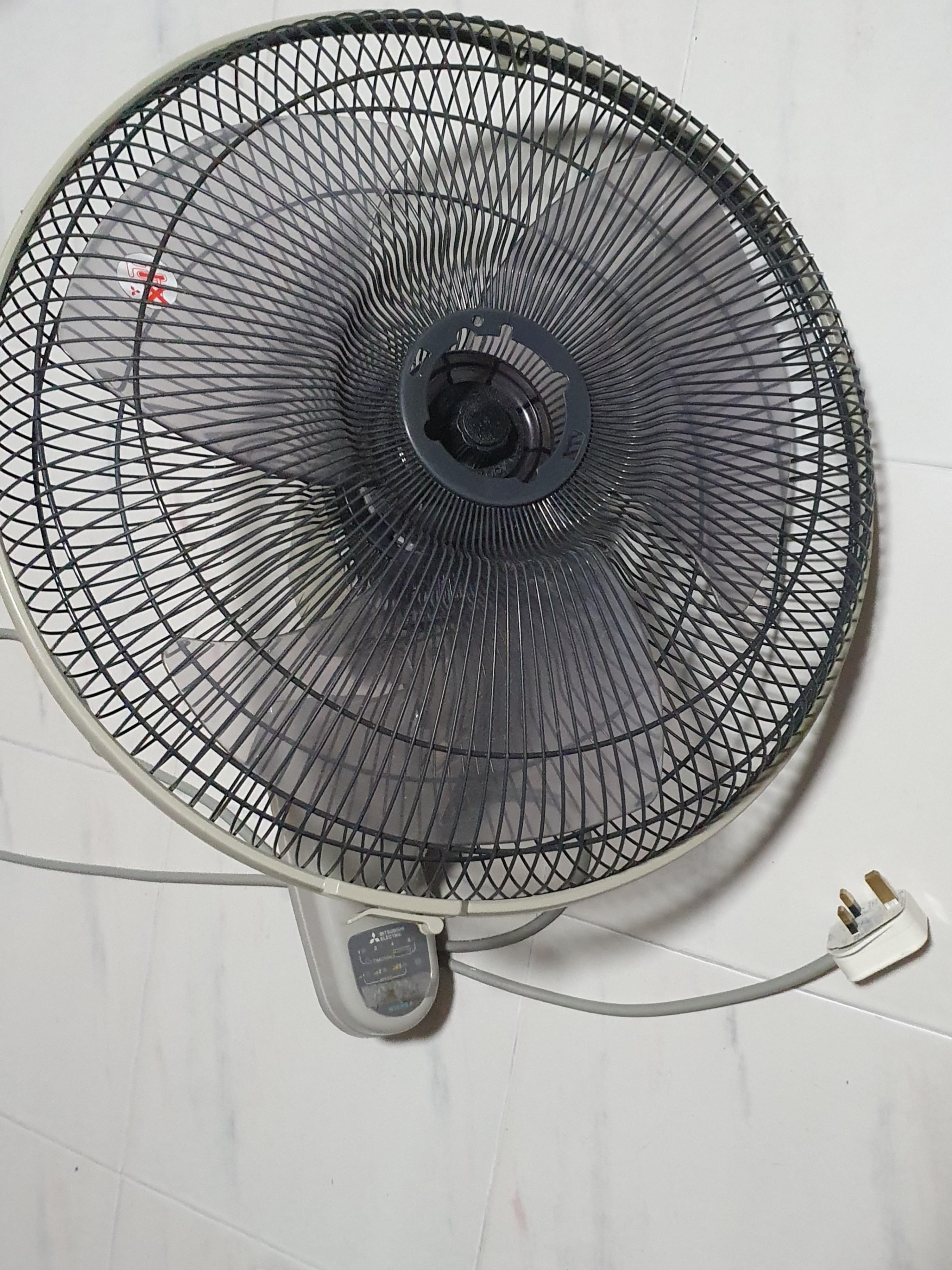 Mitsubishi Electric wall fan, Furniture & Home Living, Lighting & Fans ...