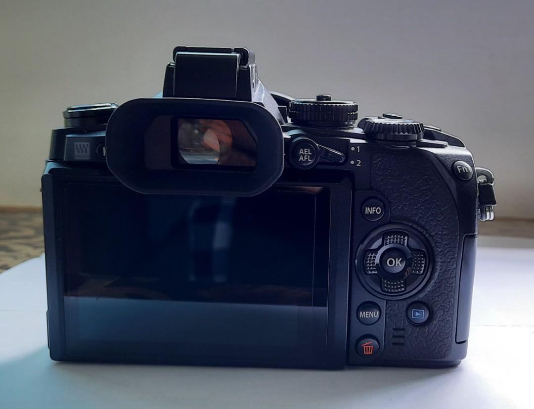Olympus EM1 Mark 1 with Pana 100-300mm, Photography, Cameras on Carousell