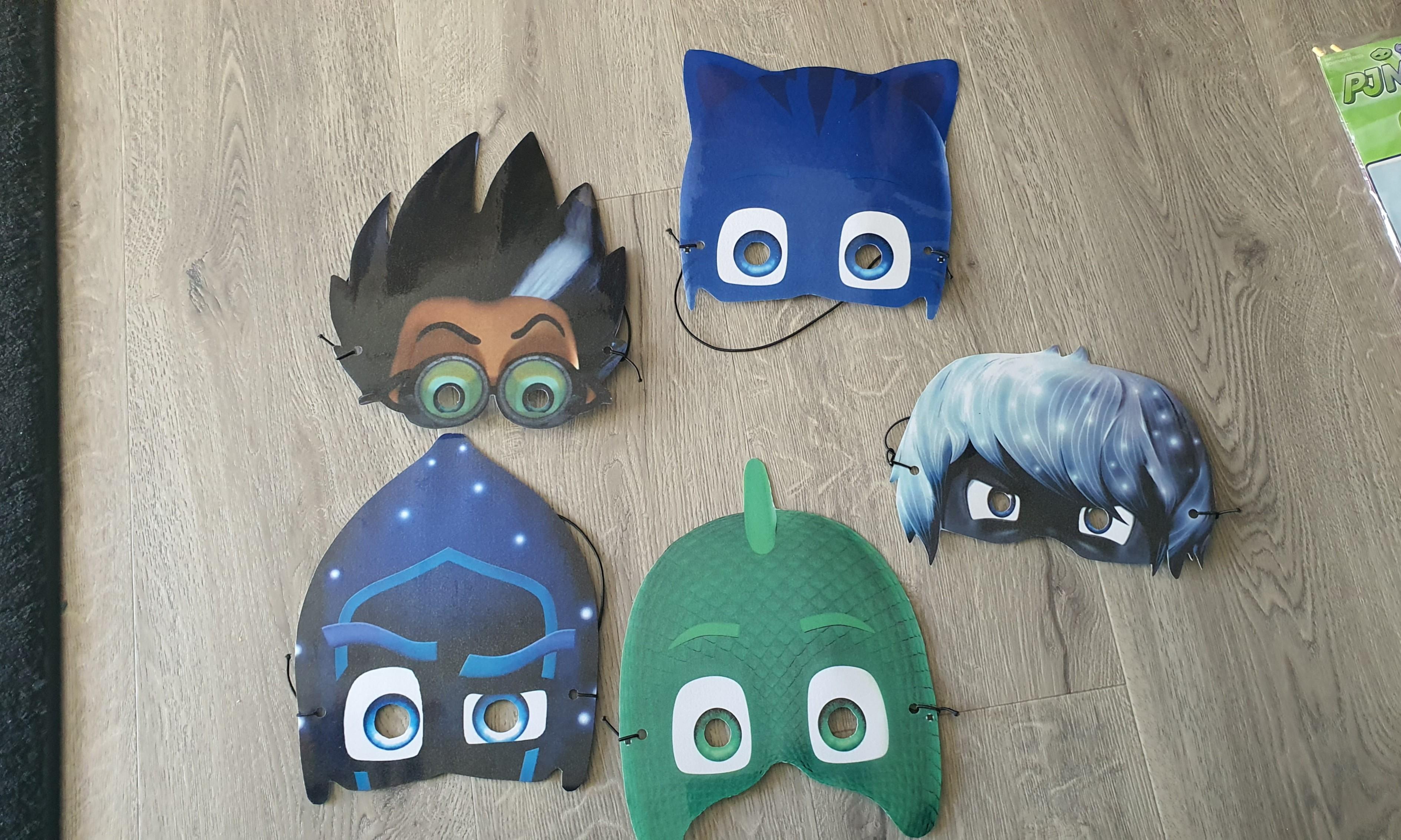 PJ MASK scene setters with masks for birthday party, Toys & Games ...