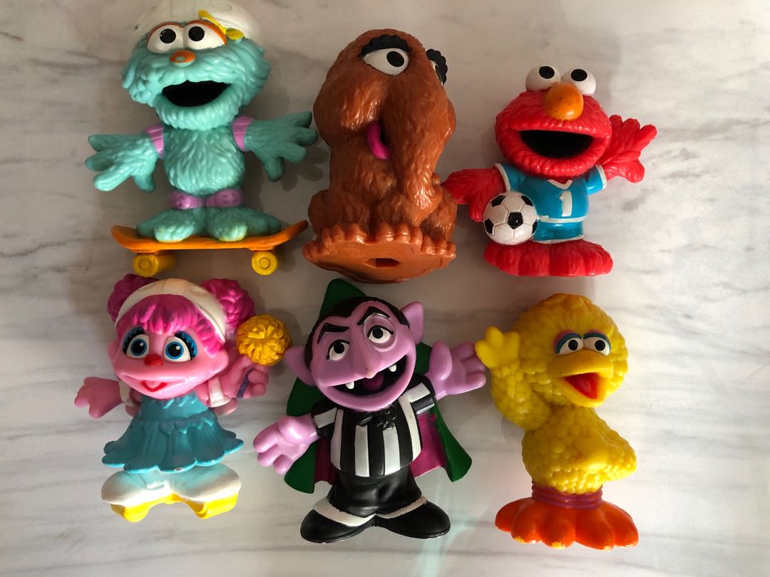 Sesame Street Figurines, Hobbies & Toys, Toys & Games on Carousell
