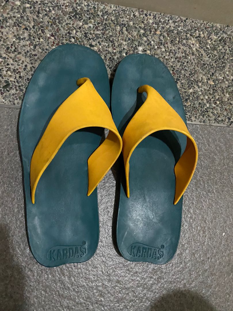 Flippers slipper, Men's Fashion, Footwear, Flipflops and Slides on ...