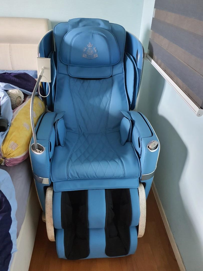 Osim massage chair(uLove 2), Furniture, Tables & Chairs on Carousell