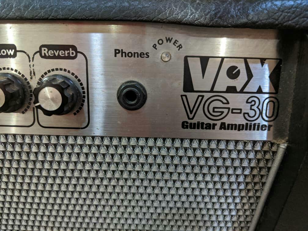 VAX Guitar Amplifier, Hobbies & Toys, Music & Media, Musical ...