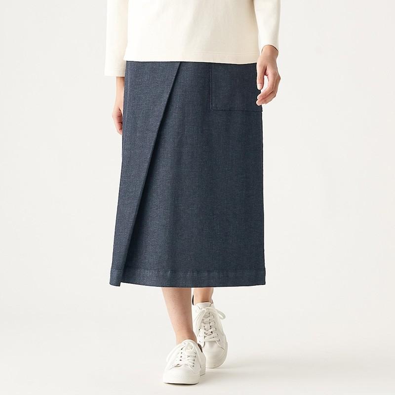 全新 Muji 牛仔裙 S碼 (連吊牌）, 女裝, 外套及戶外衣服 - Carousell