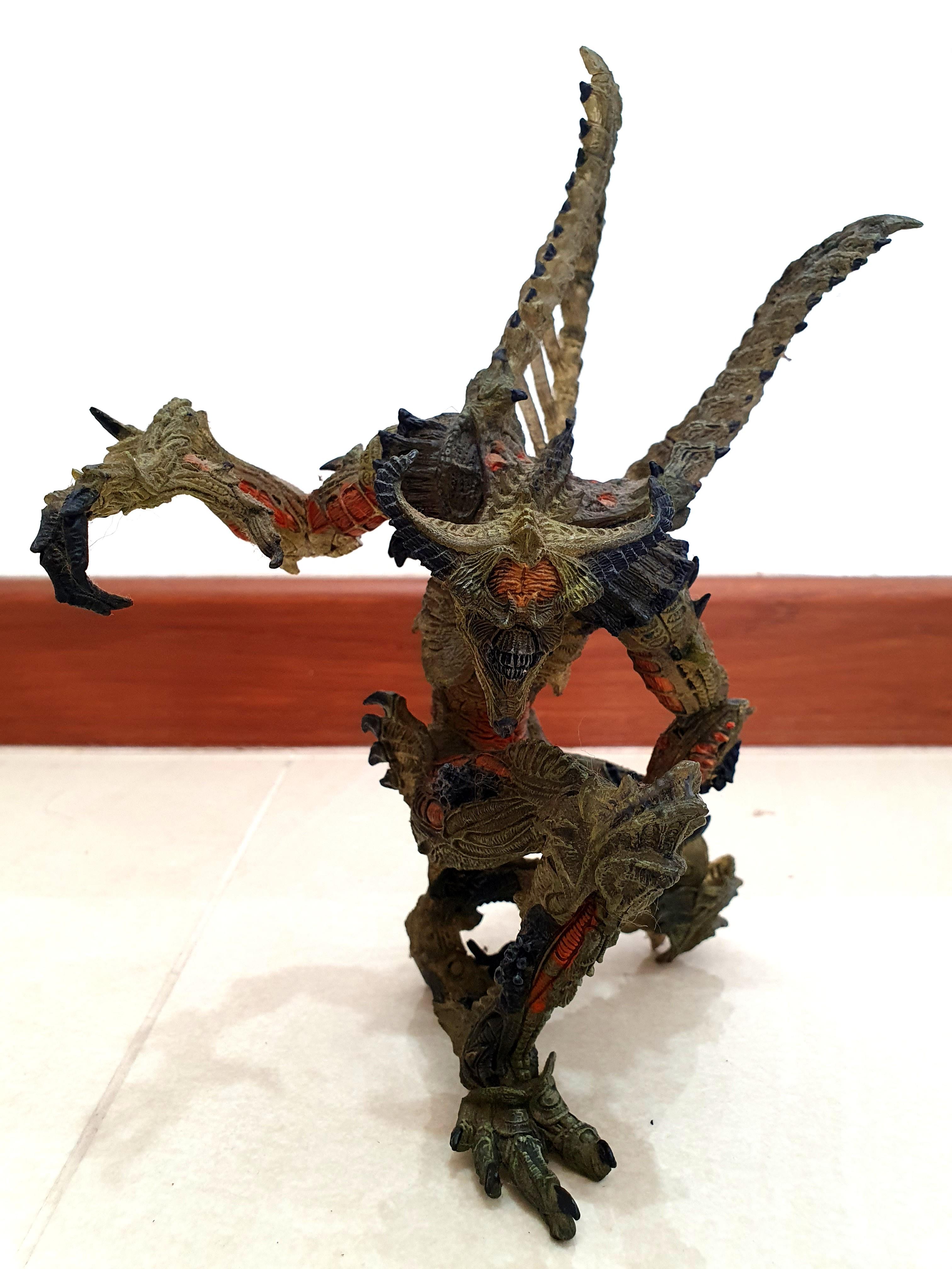 Alien Spawn from Mcfarlane - Alternate Realities, Hobbies & Toys, Toys ...