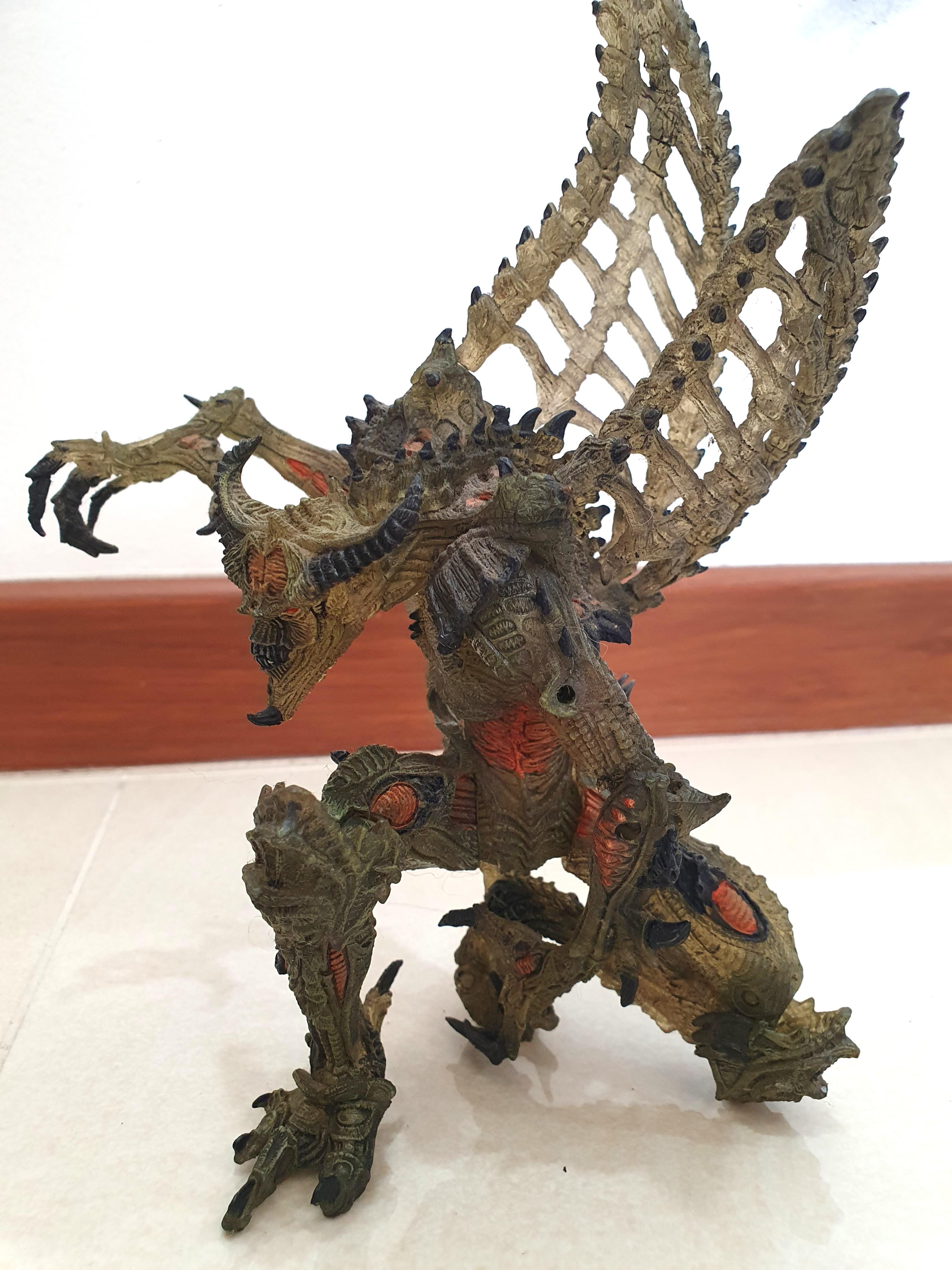 Alien Spawn from Mcfarlane - Alternate Realities, Hobbies & Toys, Toys ...