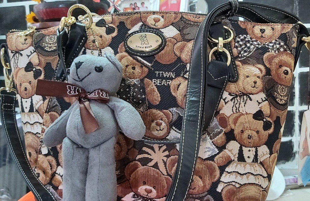 Brand New TTWN bear bag, Women's Fashion, Bags & Wallets, Tote Bags on ...