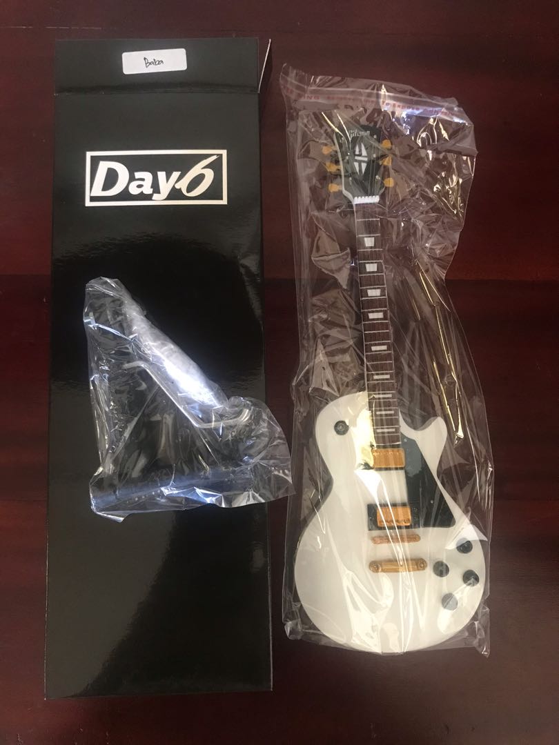 DAY6 Miniature Instrument (Baba), Hobbies & Toys, Memorabilia ...