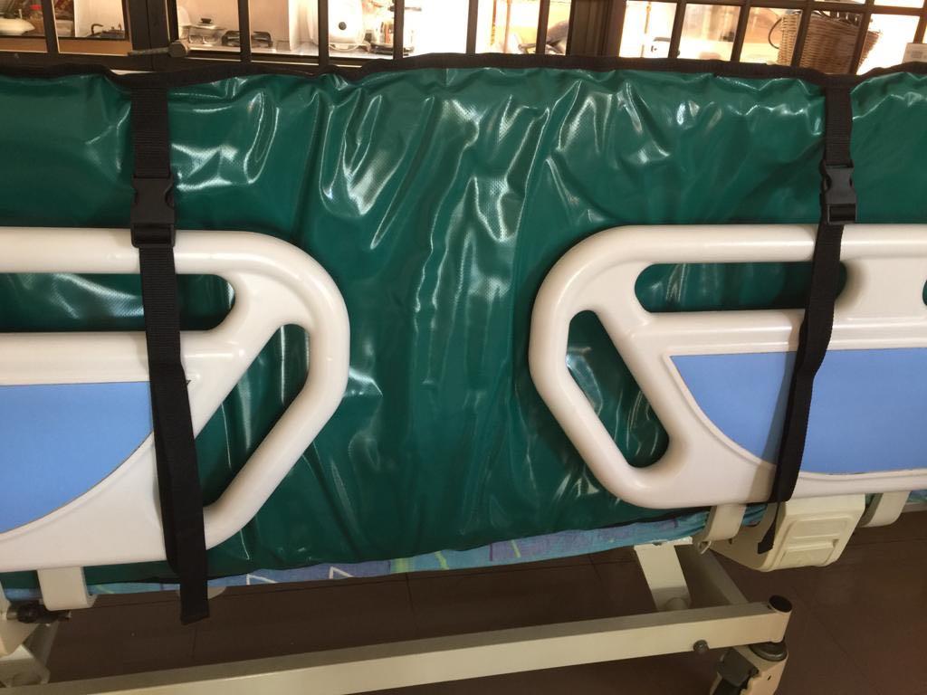 Hospital Bed Rail Bumper Pad, Health & Nutrition, Assistive ...