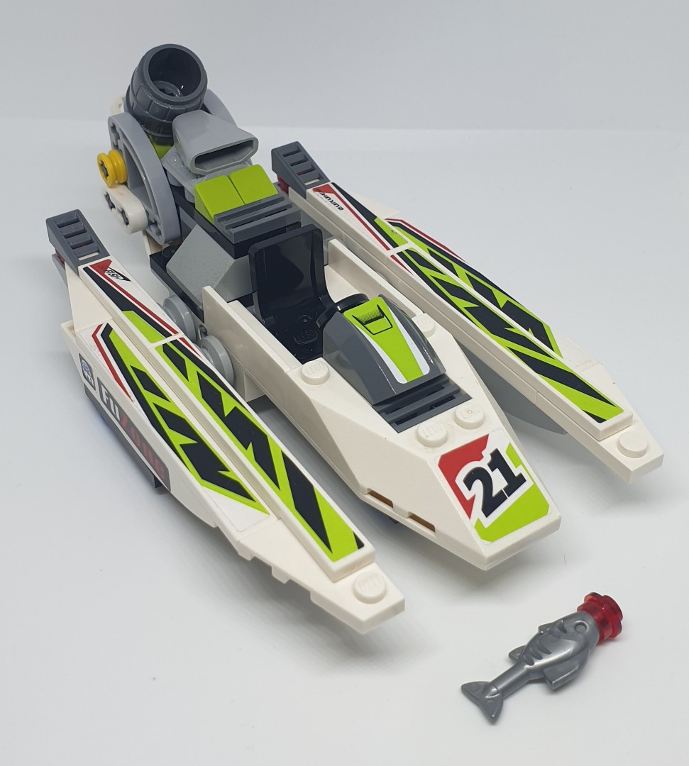 LEGO World Racers Jagged Jaws Reef (8897), Hobbies & Toys, Toys & Games ...