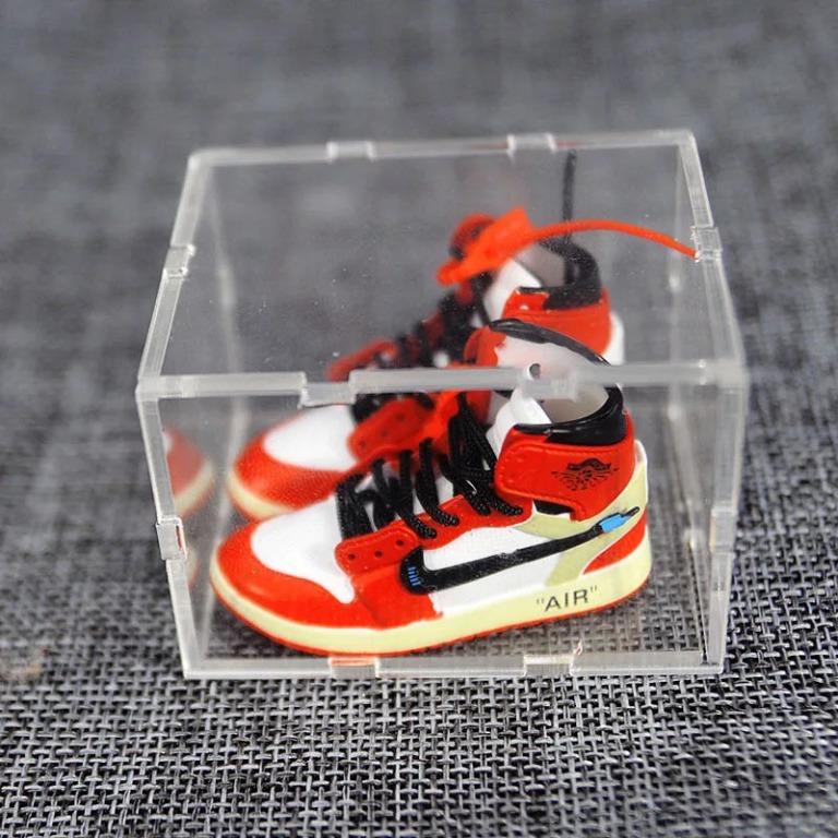 Air Jordan 1 miniature , Men's Fashion, Footwear, Sneakers on Carousell