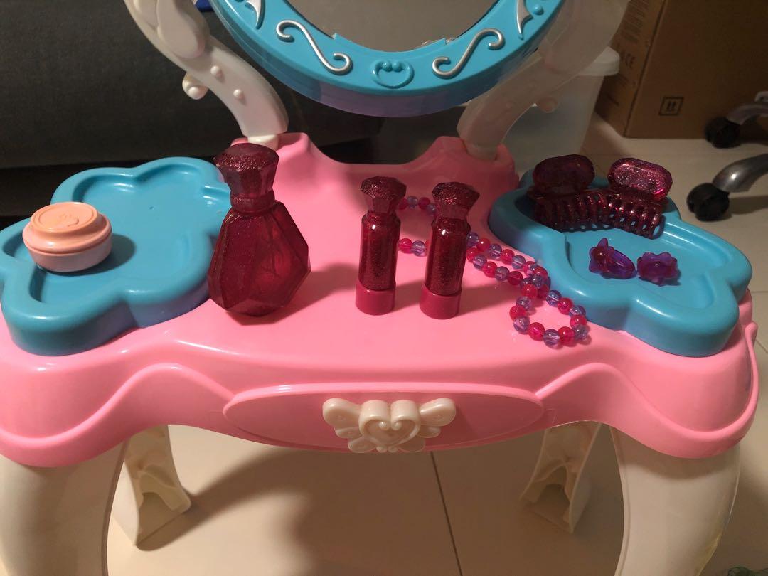 Princess dressing table, Babies & Kids, Baby Nursery & Kids Furniture ...
