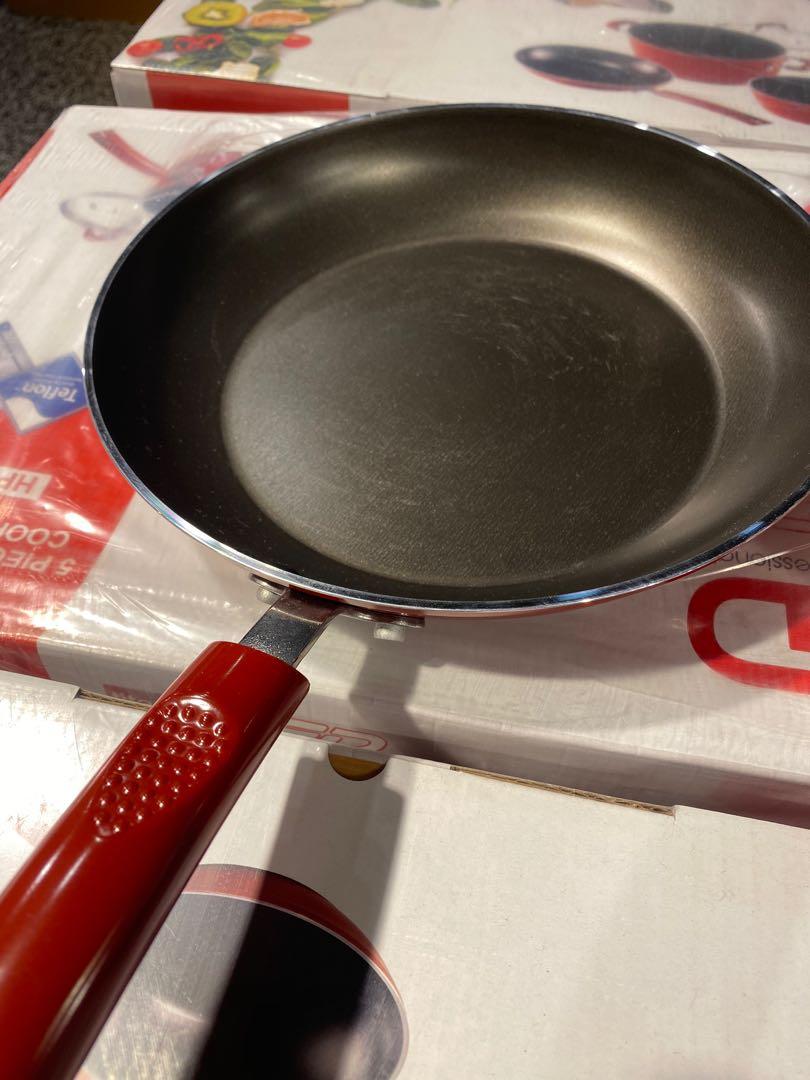 SALE $60 ASD COOKWARE SET, Home Appliances, Kitchenware on Carousell