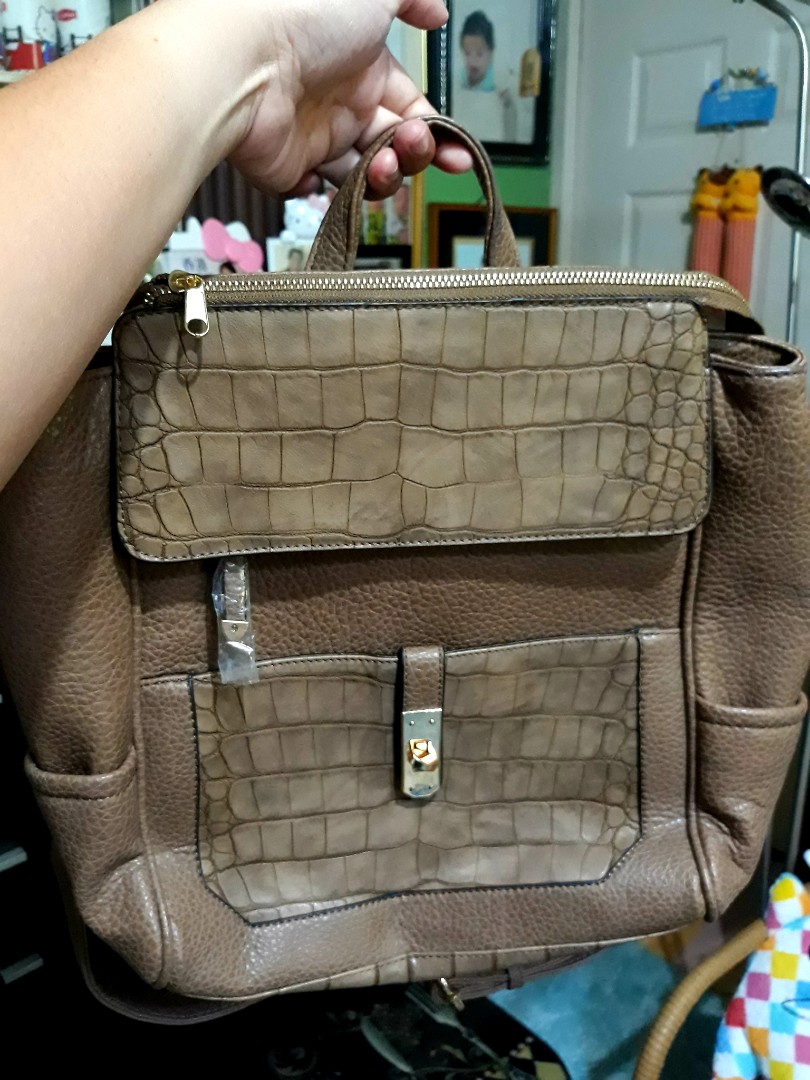 Brand new Giorgio Perry backpack large, Women's Fashion, Bags & Wallets ...