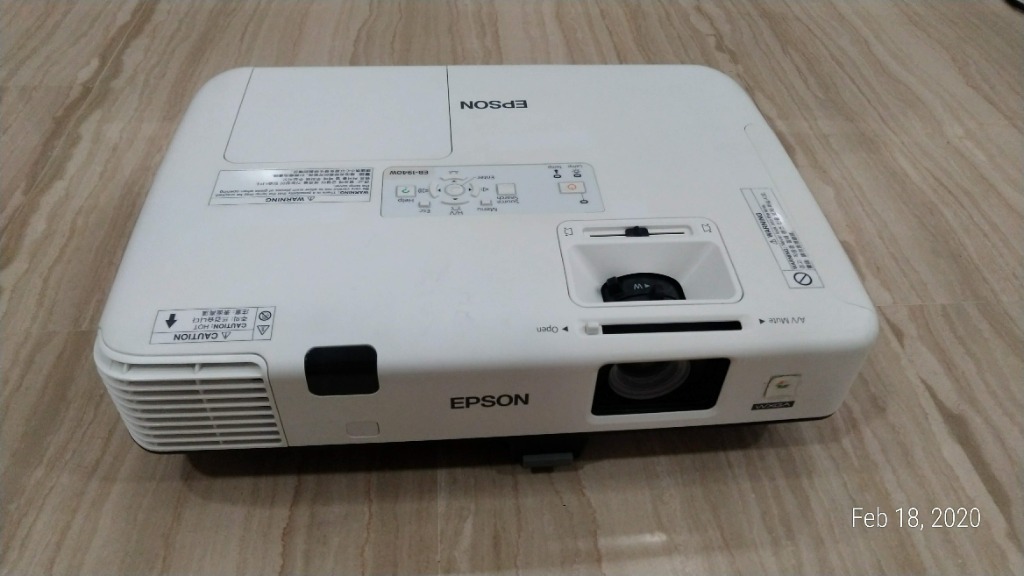 Epson EB-1940w Business portable projector 4200 ANSI lumens- Used, TV ...