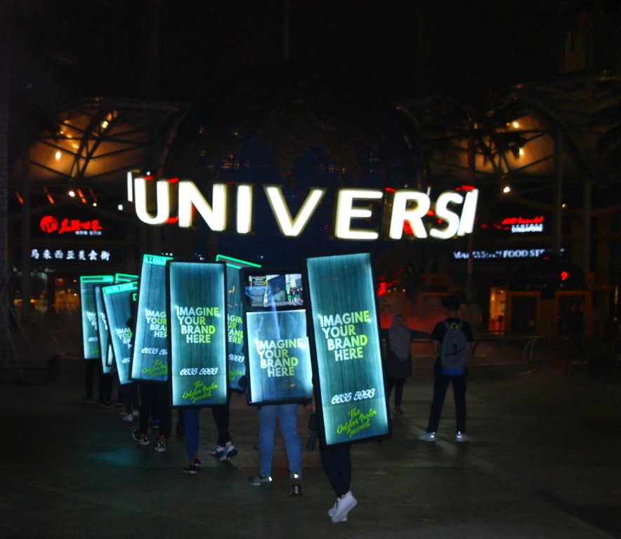 Human Billboard LED walking Sign - LED Backpack Sign Moving your brand ...