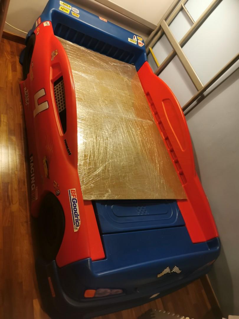 Toddler Nascar car plastic bed frame (not Lego, ikea, stroller, car ...