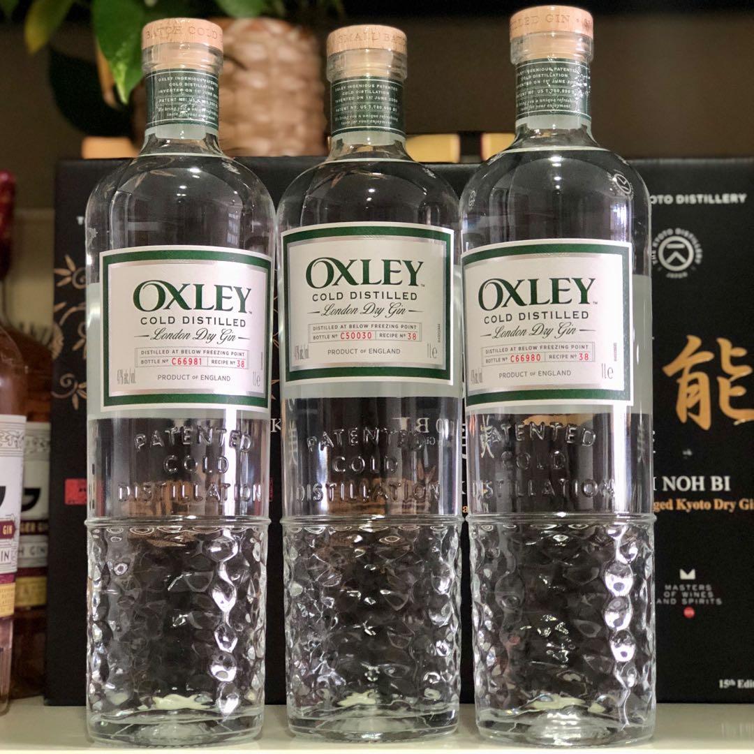 1L Oxley Gin Cold Distilled London Dry Gin 1000ml, Food & Drinks, Alcoholic Beverages on Carousell