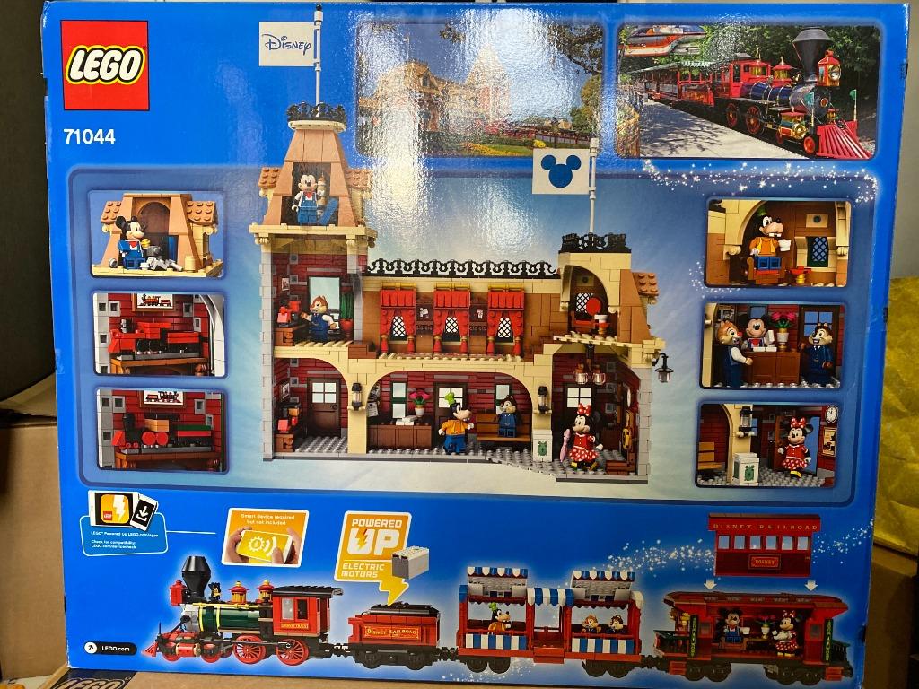 全新 LEGO 71044 The Disney Train and Station 迪士尼火車站, 興趣及遊戲, 玩具 & 遊戲類 ...