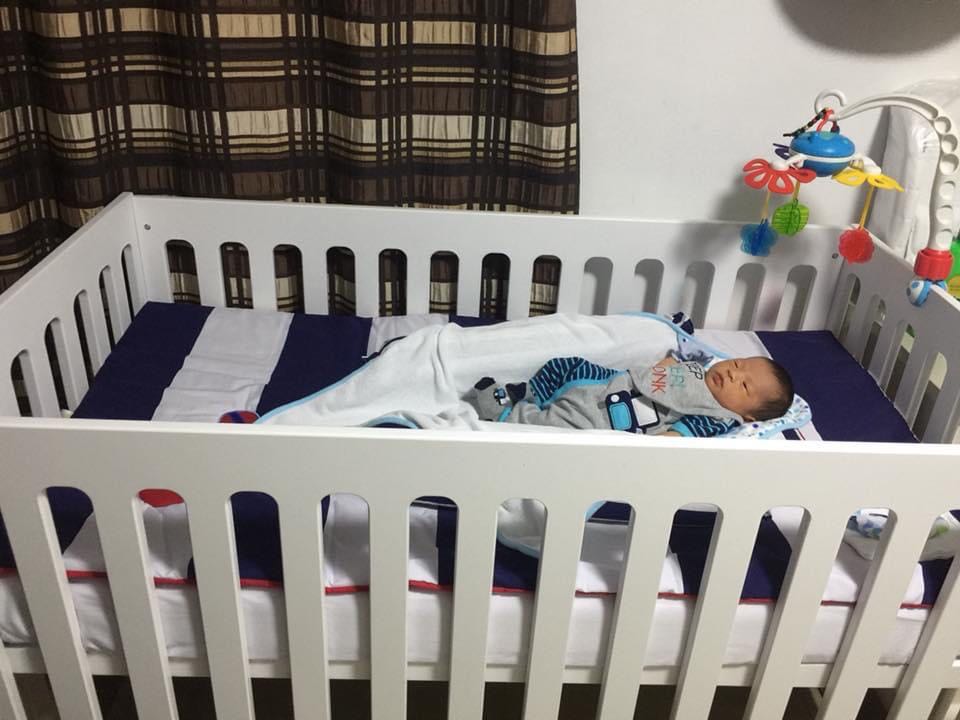 Madison Cuddlebug 3in1 Convertible Crib with Purifoam (Uratex) Foam ...