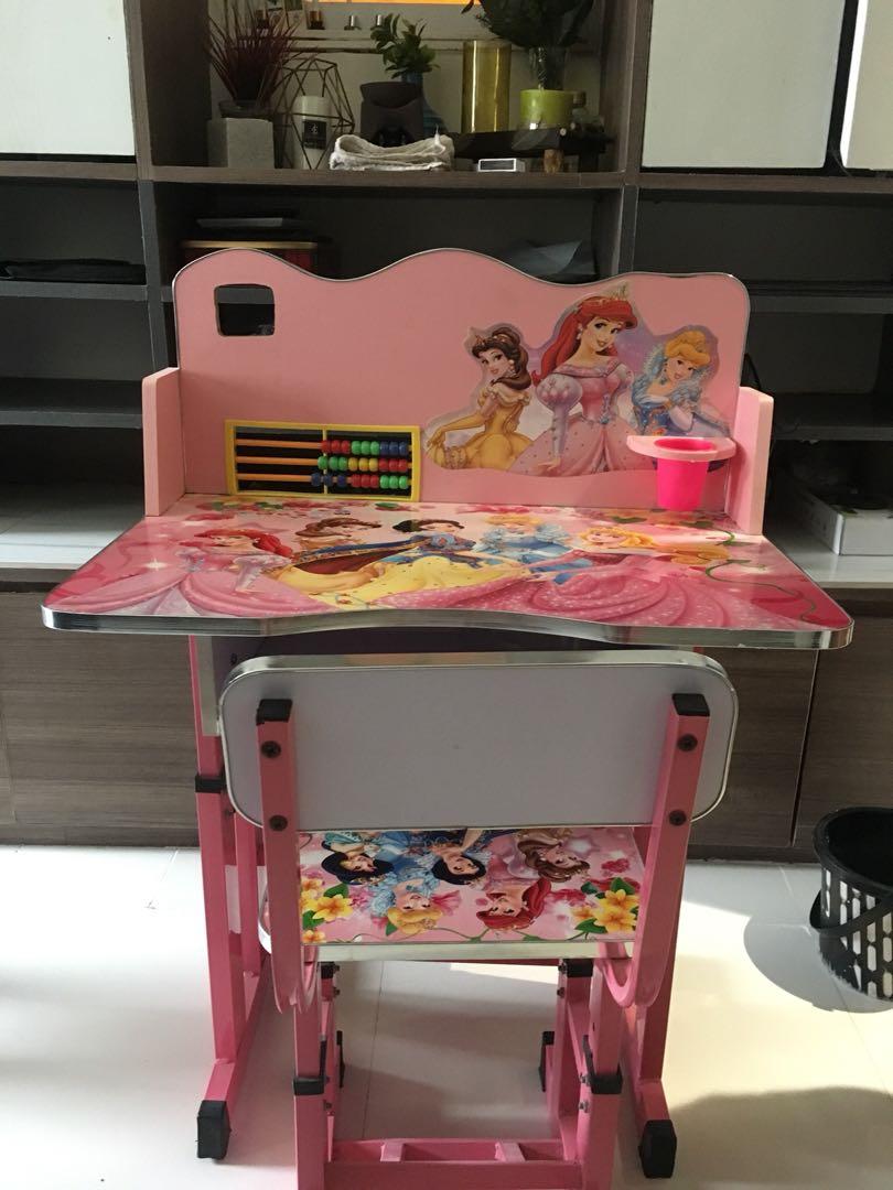 Disney Princess Tables and Chair, Babies & Kids, Baby Nursery & Kids ...