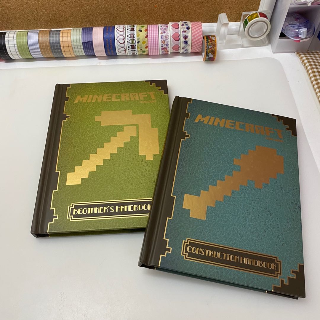 minecraft books, Buku & Alat Tulis, Buku di Carousell