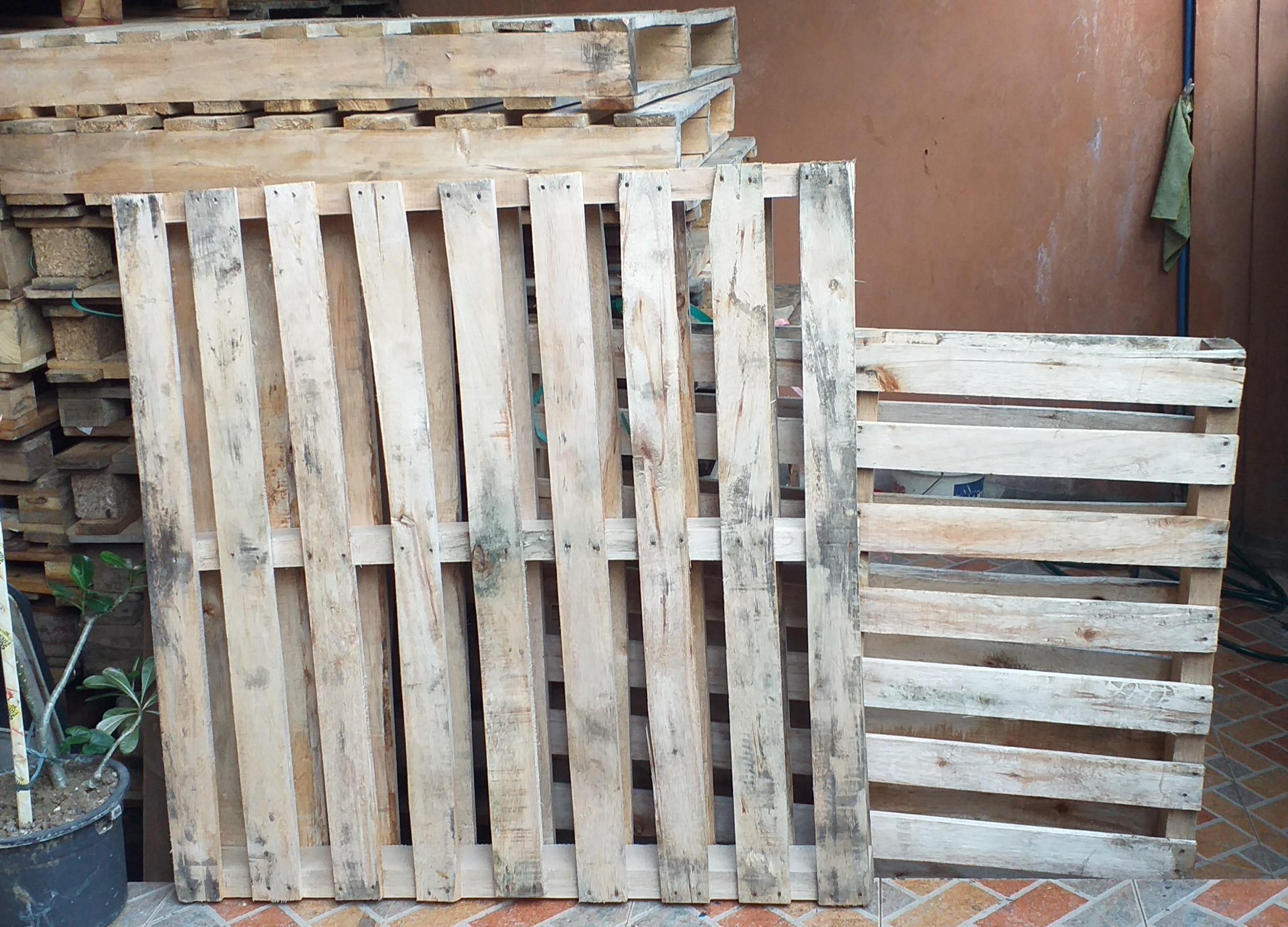 Paleta Palochina, Furniture & Home Living, Gardening, Soil ...