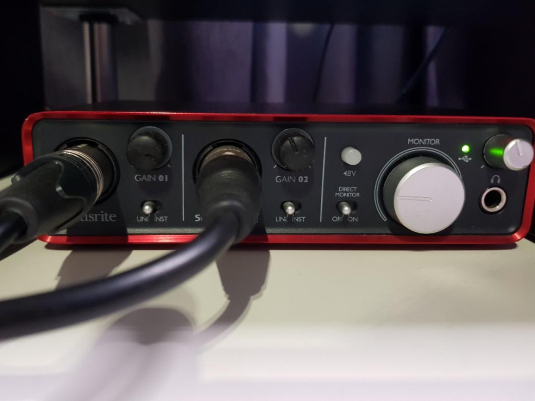 Focusrite Scarlett 2i2 (1st Gen), Hobbies & Toys, Music & Media, Music ...