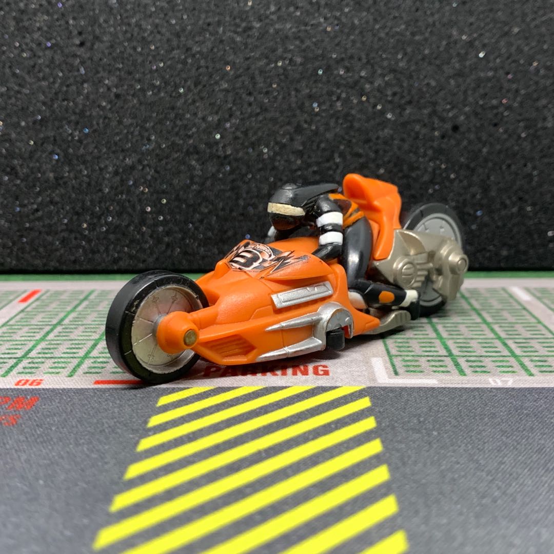 Hot Wheels V-Rogue Thunder Cycles, Hobbies & Toys, Toys & Games on ...