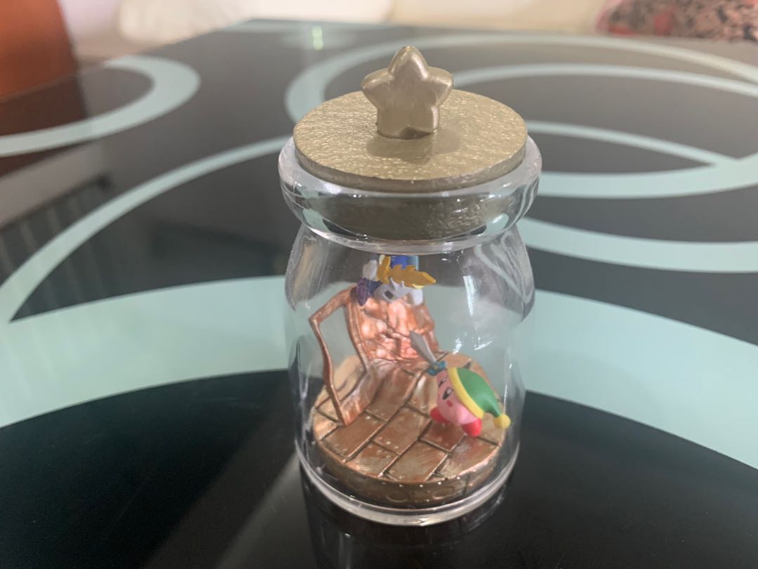 Kirby And Meta Knight Figure, Hobbies & Toys, Toys & Games on Carousell