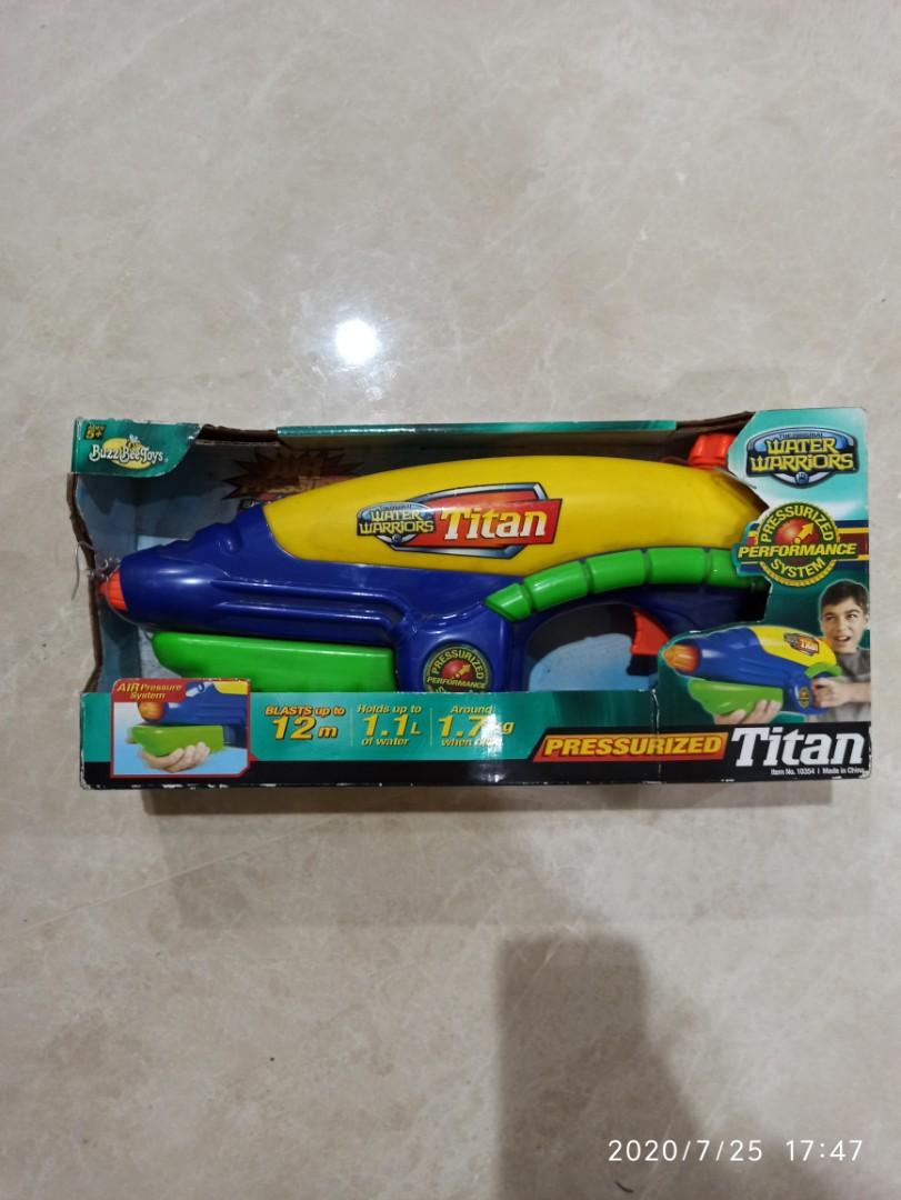 Pistol Air Buzz Bee Water Warriors Pressurized Titan Water Blaster ...