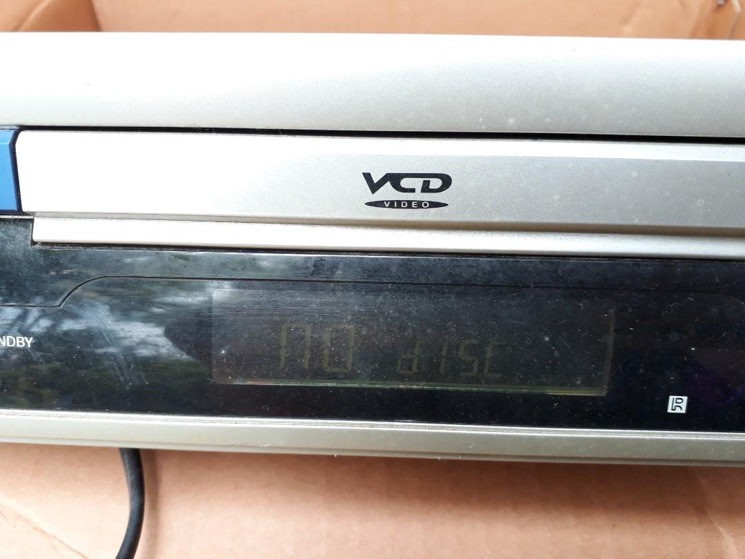 Promac VCD/MP3/RADIO AMP, Hobbies & Toys, Music & Media, Music Scores ...