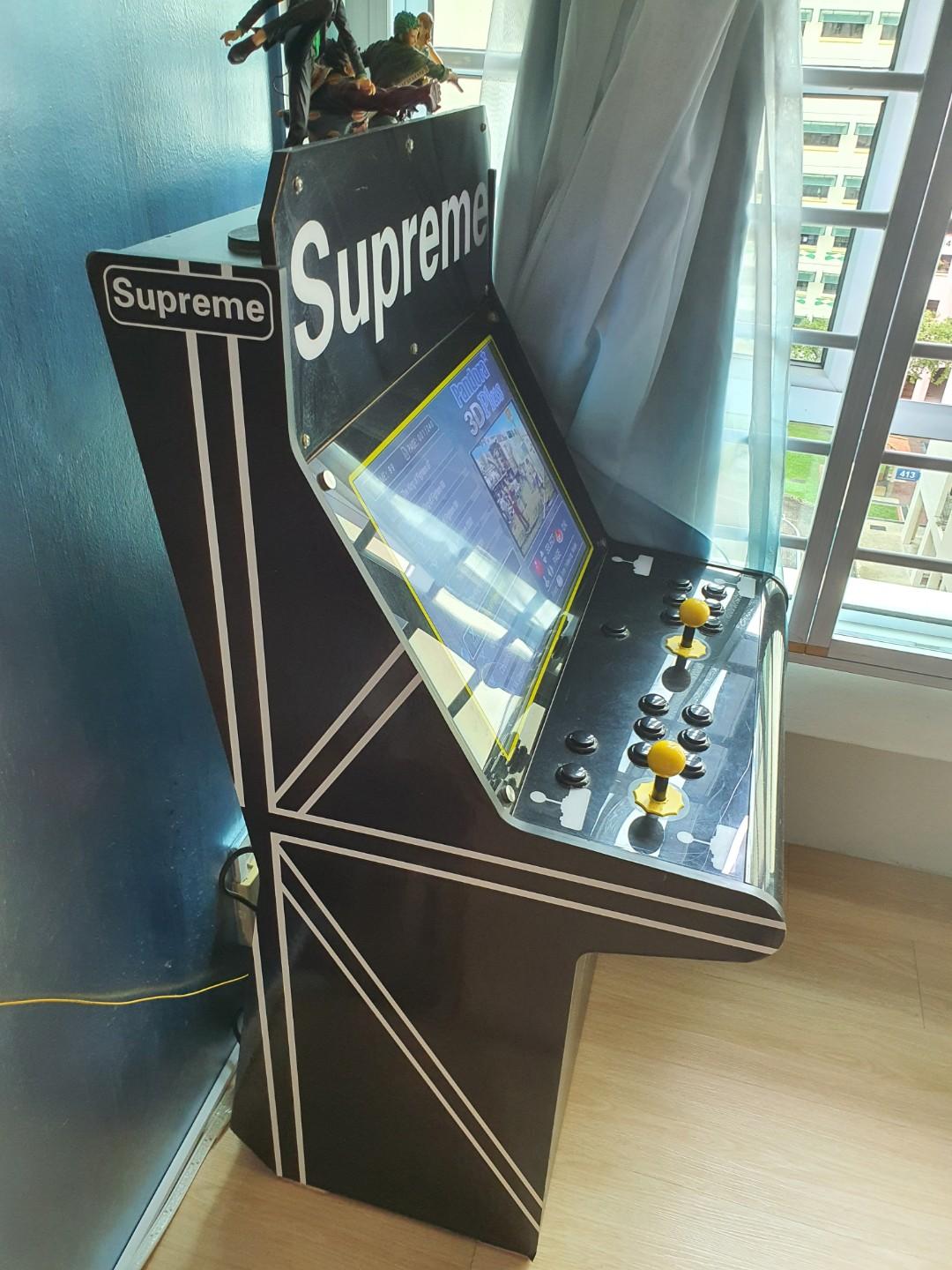 Supreme Arcade Machine, Hobbies & Toys, Toys & Games on Carousell