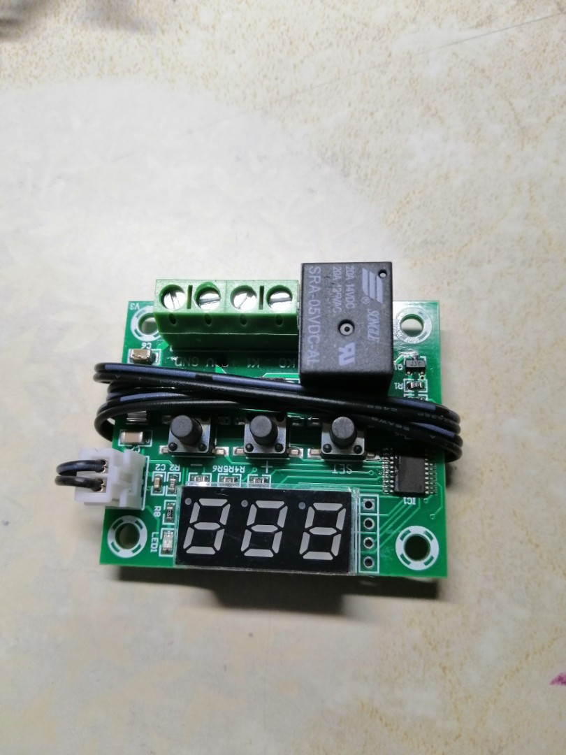 Temperature controller (DIY), Everything Else on Carousell