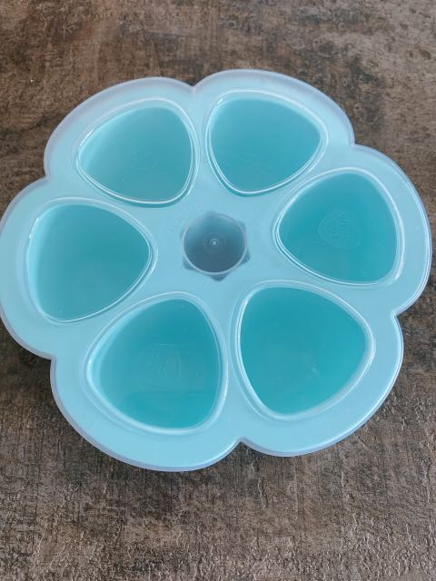 Beaba multiportions silicon food storage freezer, Babies & Kids ...