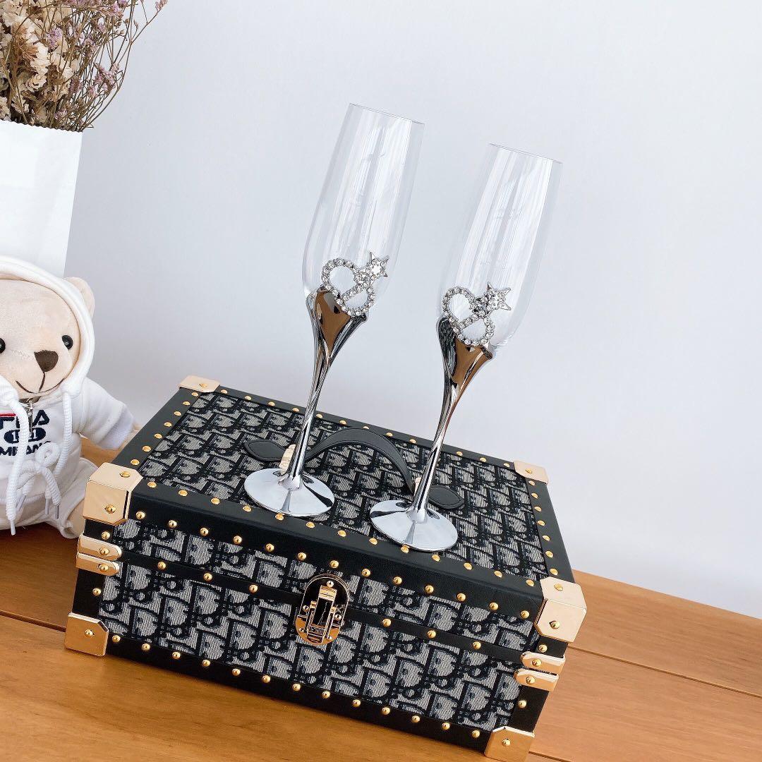 [instock] dior wine glass set with box, Women's Fashion, Watches ...