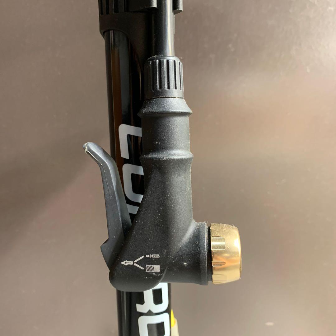 Giant Control Tower 2 Bicycle Floor Pump, Sports Equipment, Bicycles ...